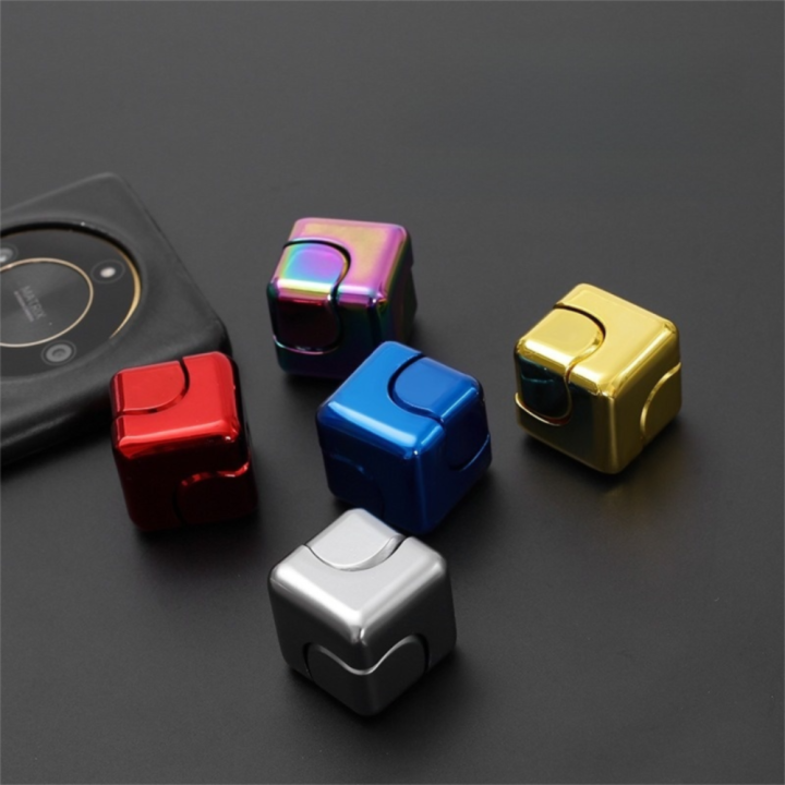Rotating Flip Metal Cube Flip Toy Colorful Square Design Fidget Spinner ...