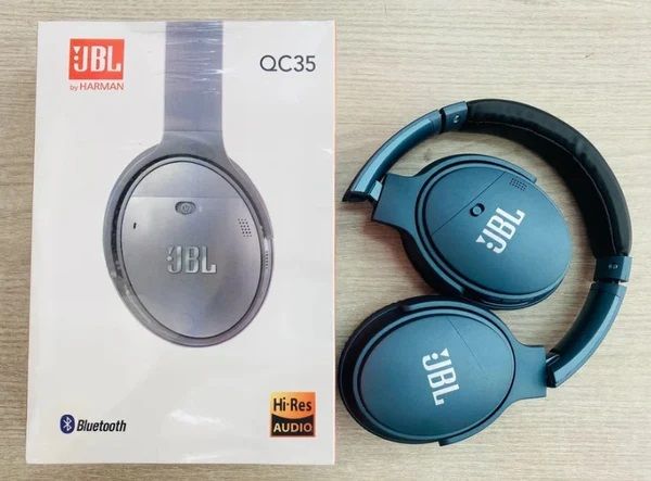 JBL QC35 Bluetooth Wireless Headphone (Random Color) | Daraz.lk