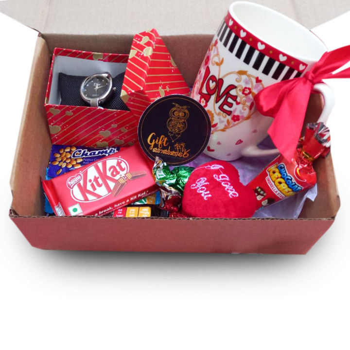 Gift Box - Girlfriend ,sister , Mother , Surprise Gift item - Birthday ...