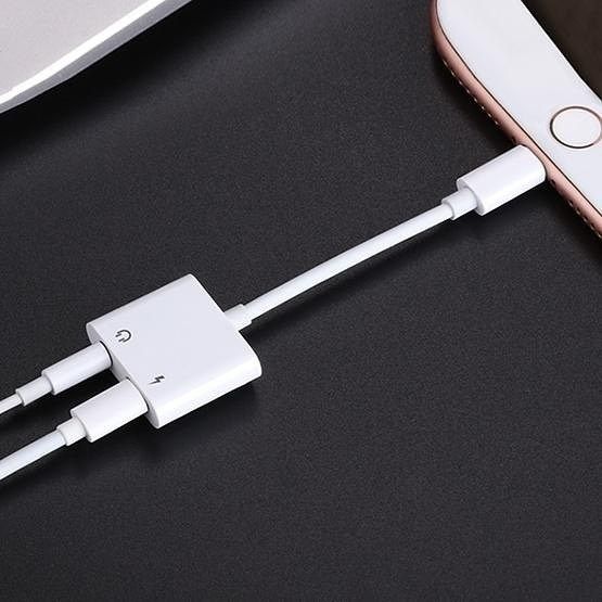 Joyroom S-Y104 Lightning Audio & Charging Adapter | Daraz.lk