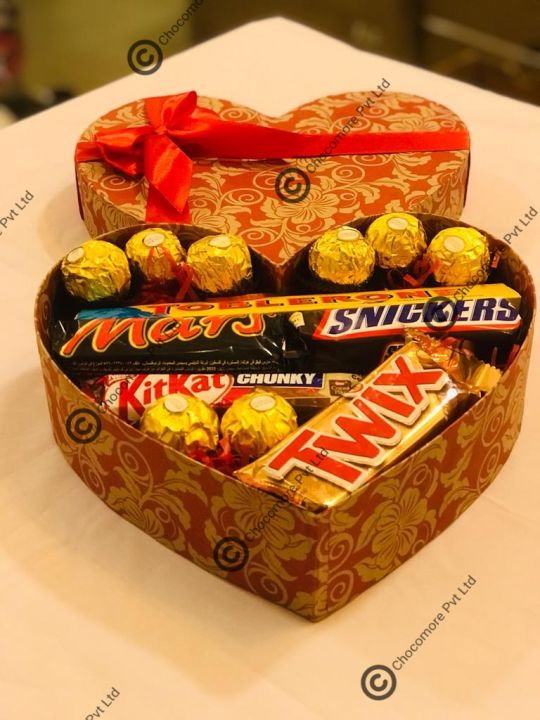 High Quality Chocolate Heart Box Gift Hamper Ferrero rocher,Kitkat Chunky,Snickers,Mars ...