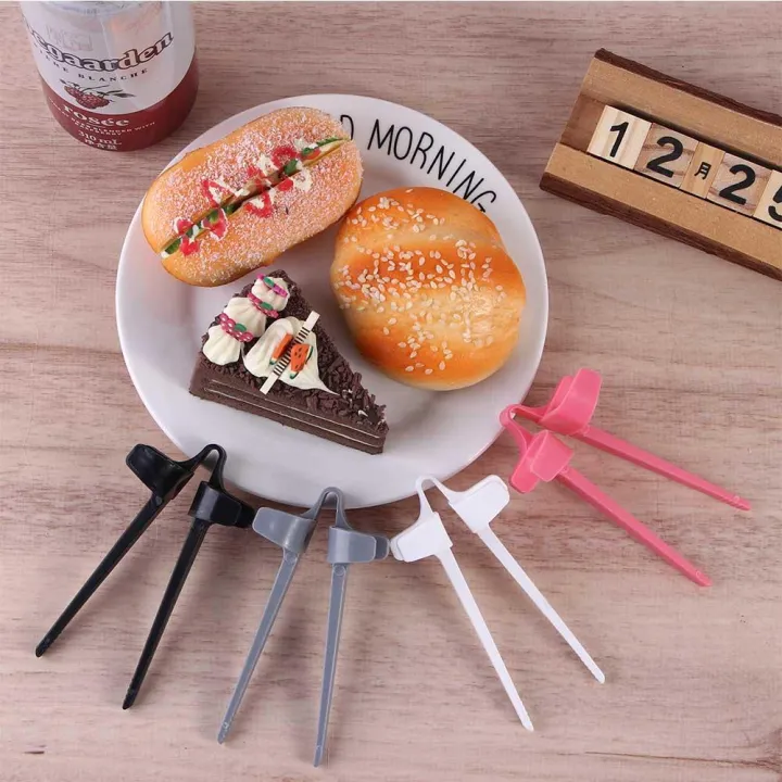 Creative Playing Cell Phones Lazy Assistant Snack Clips Finger ...