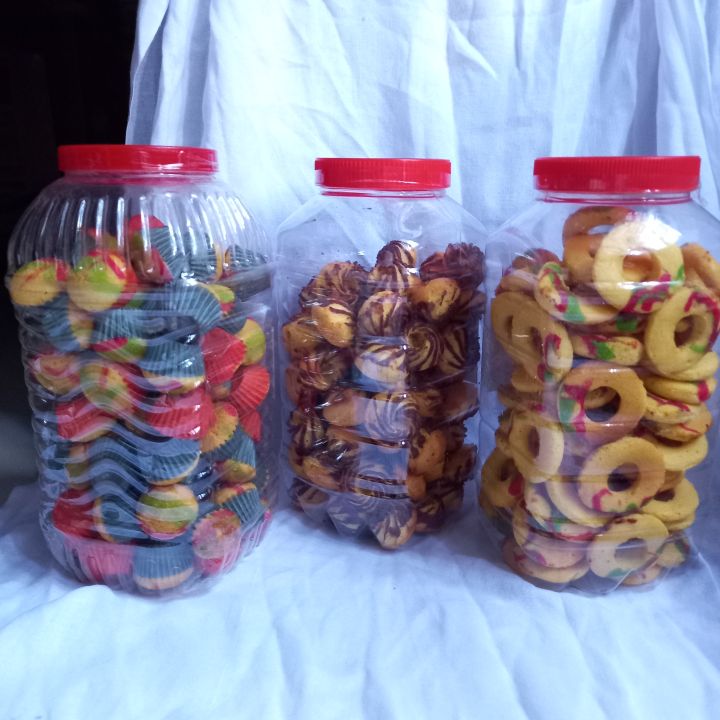 Sweet Bottles (Mini Cup Cake, Donut Cake, Mini Flower Cake)- Only Rs ...