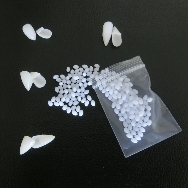 【HOT】 Halloween Fake Teeth Cosplay Vampire Fangs Retractable Teeth ...