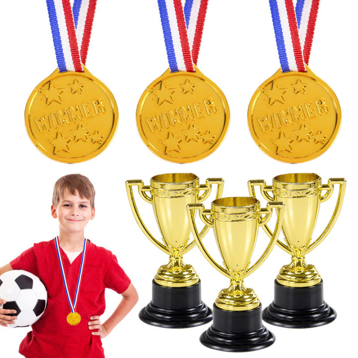 Kid Baby 10pcs Plastic Gold Winners Medals Mini Award Trophy Toys ...