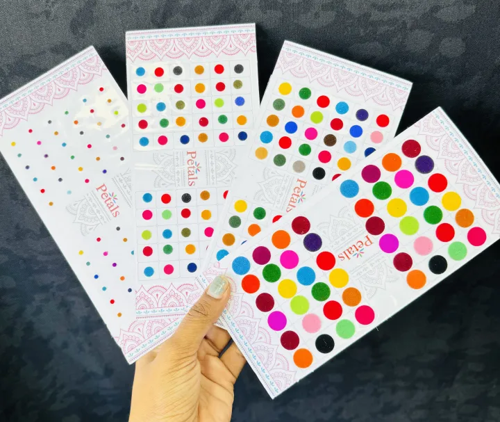 ESH Multicolor Simple Plain Small Round Pottu Forehead, Kumkum Self ...