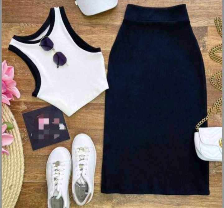 Shallow Collar Crop Top and Side Open Half Skirt / Top and Skirt Set ...