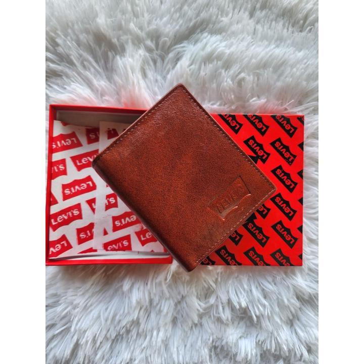 Levi's Leather Men's Wallet: Classic and Genuine Leather Wallet by Levi ...
