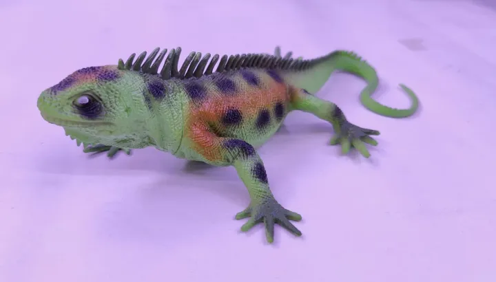Hard Rubber Realistic Lizard 8-9" Toys Animal Figurines Figures ...