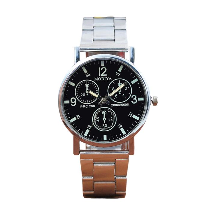 CARAT High Accuracy: This watch uses a quartz movement for accurate ...