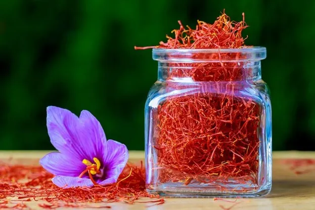Pure Persian Saffron Iranian Kesar - 2gm | Keshar- A Grade 2 Gms ...
