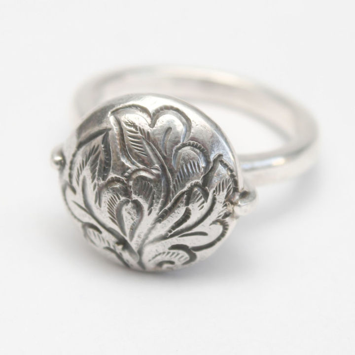Silver Oval Shape Carved Ring | Daraz.com.np