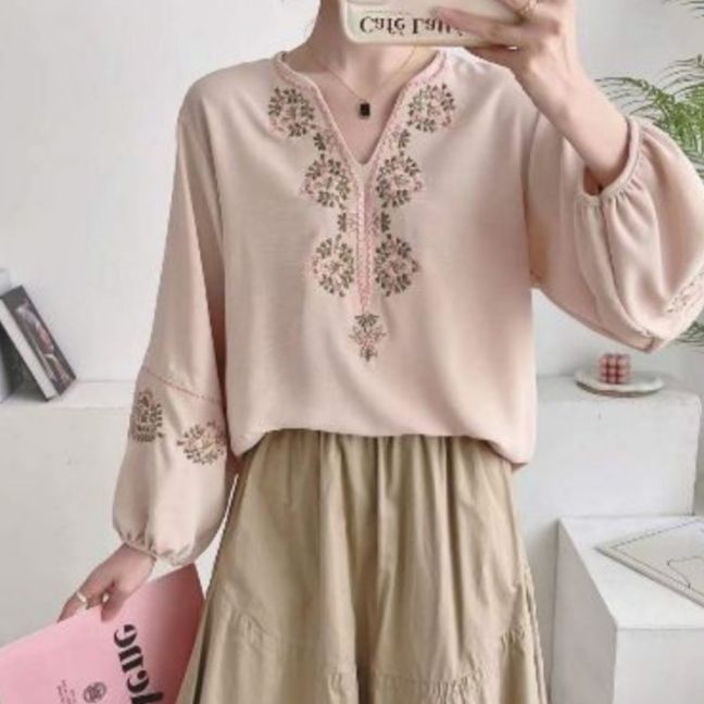New Full Neck Design T-Shirt for Women | Daraz.com.np
