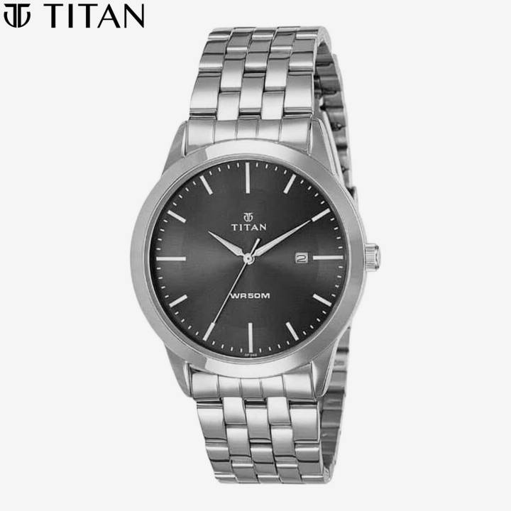 Titan 1584Sm04 Black Dial Silver Strap Analog Watch For Men- Silver ...