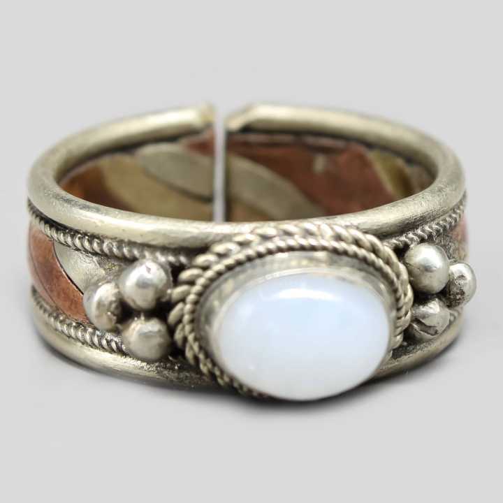 White Metal Rings With Moon Stone | Daraz.com.np