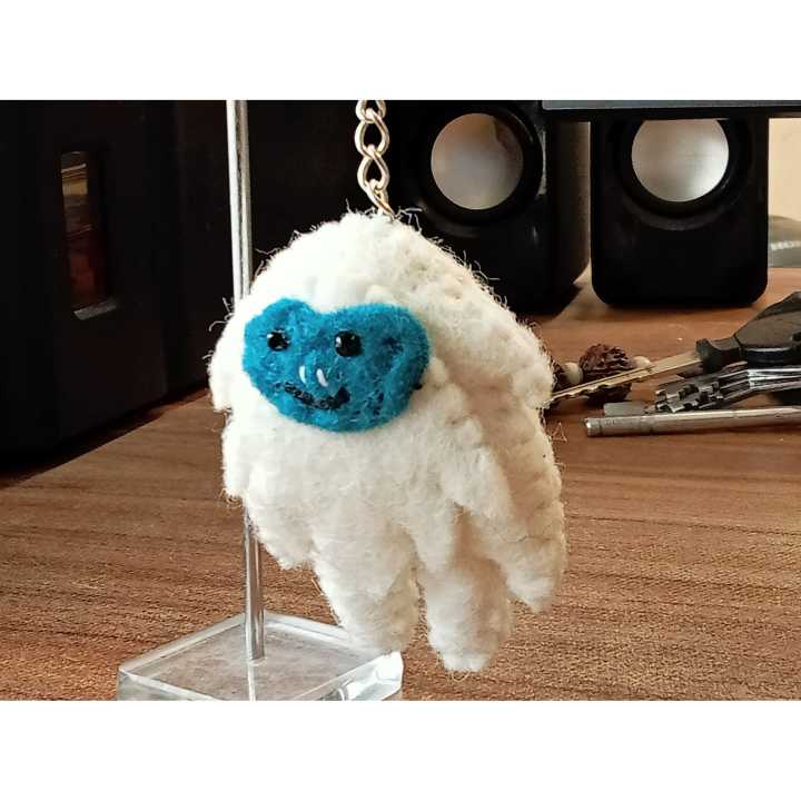 Yeti Elegance Eco-Friendly Hand-Felted Key Ring for Unisex | Daraz.com.np