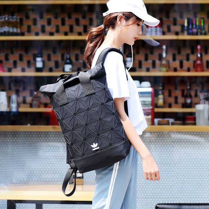 High-Performance 3D Roll Top Mesh Backpack with Expandable Storage and ...