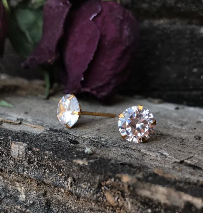 White feather's Round Shaped 14k Gold Stud Eartop For Women | American ...