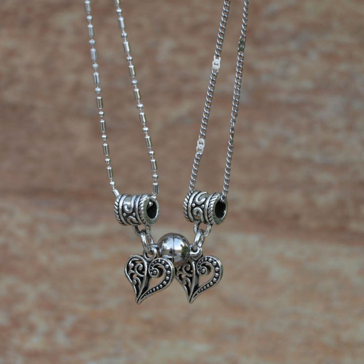 Magnetic White Metal Chain Couple Necklace | Daraz.com.np