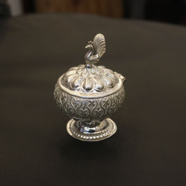 Pure silver Sindoor Box / Chadiko Sindur Batta | Daraz.com.np