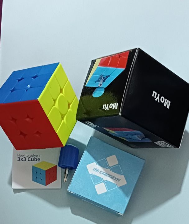 Moyu 3X3X3 Magnetic Stickerless Cube - 3D Puzzle Cube - Free Cube Stand ...