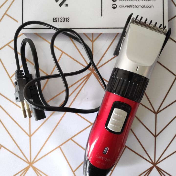 Gemei Gm-696 Rechargeable Trimmer | Daraz.com.np
