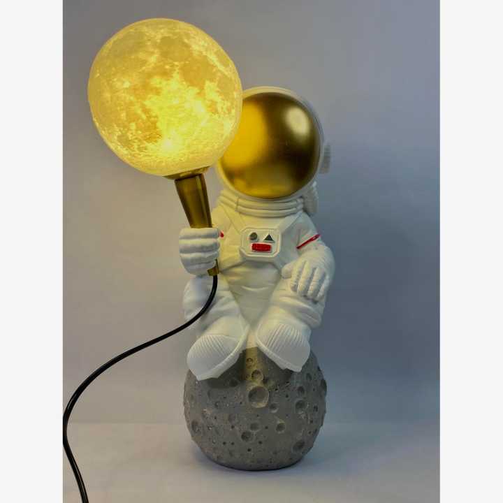 Moon Astronaut LED Table Lamp | Daraz.com.np