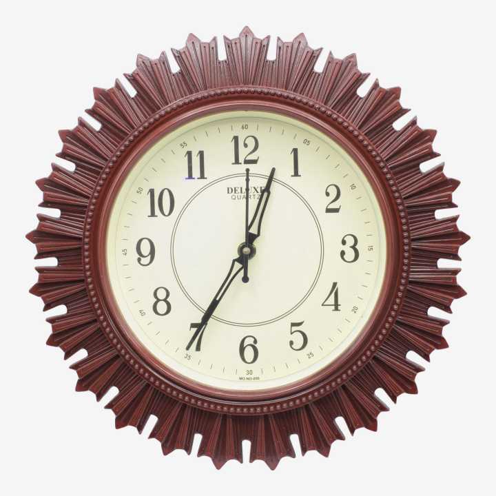 Deluxe Quartz Wall Clock | Daraz.com.np