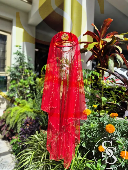 Elegant Red Bridal Ghumto for Wedding / Traditional Bride Veil Dupatta ...