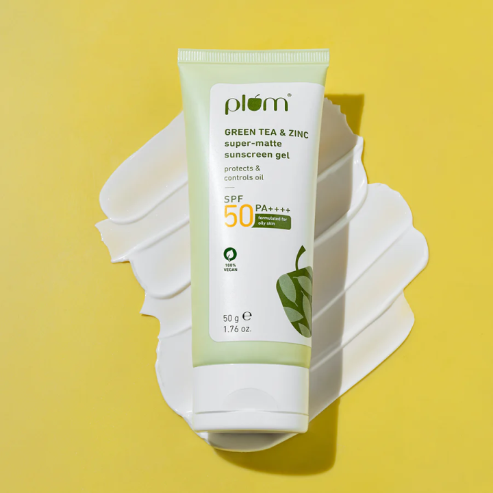 Green Tea & Zinc Super-Matte Sunscreen Gel | SPF 50 PA ++++| 50gm ...