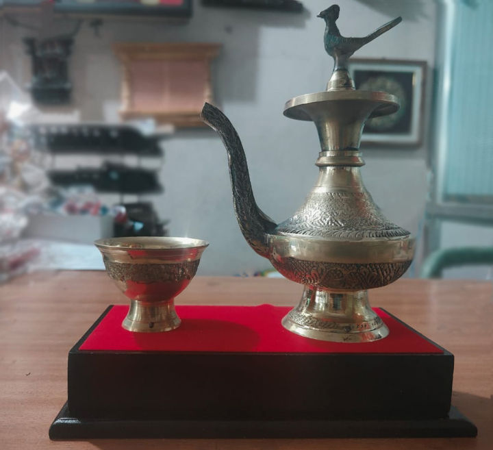 Anti With a Cup (Newari Wine Pot) Token of Love | Daraz.com.np