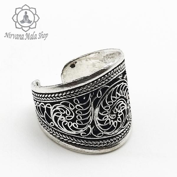 White Metal Ring/Unisex | Daraz.com.np