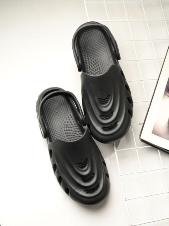 HRX by Hrithik Roshan Black Self Design Croslite Clogs For Men | Daraz ...