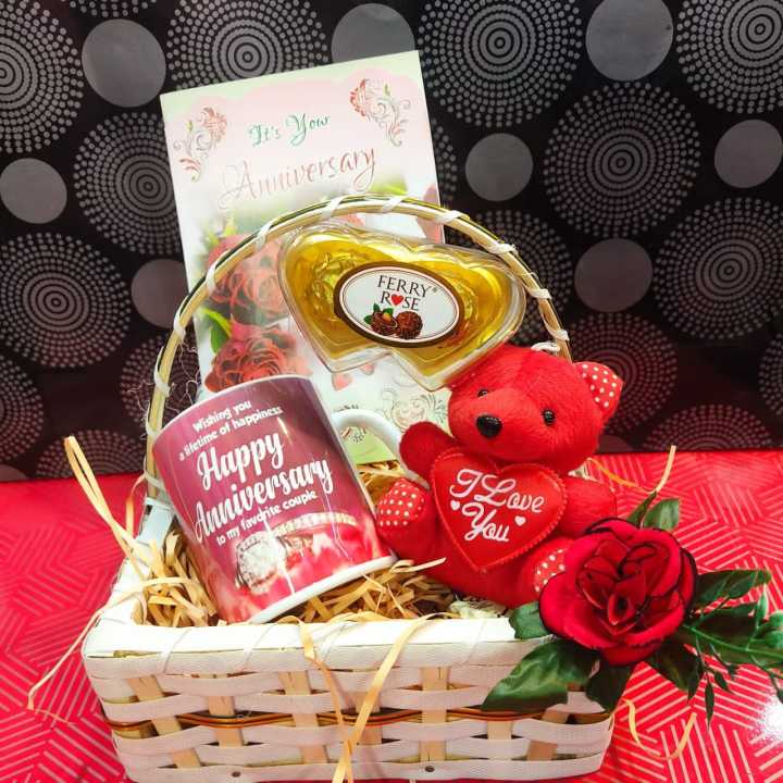 Anniversary gift baskets store
