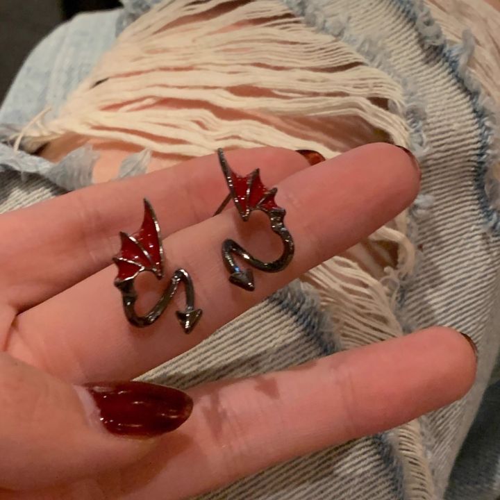 【Super Sale】Vintage Black and Devil Wing Earrings for Women Sweet Cool ...