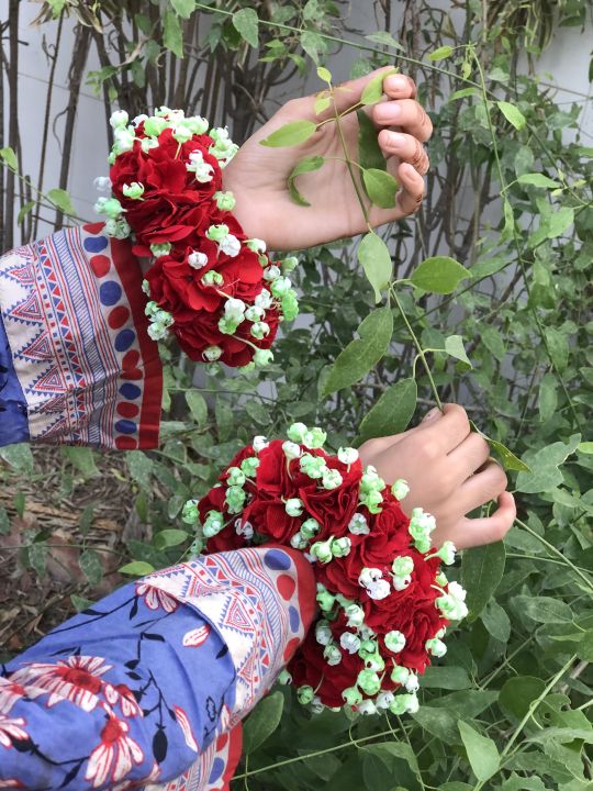 Artificial hand Gajra Made With Red velvet fabric | Daraz.pk