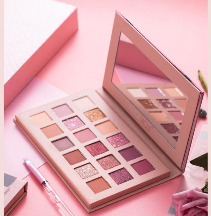 Latest Palette Professional Eyeshadow Palette Imported Product Amazing ...