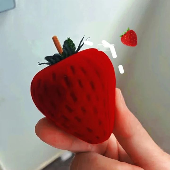 Jewelry Display Case Popular Strawberry Ring Box Cute Velvet Strawberry ...