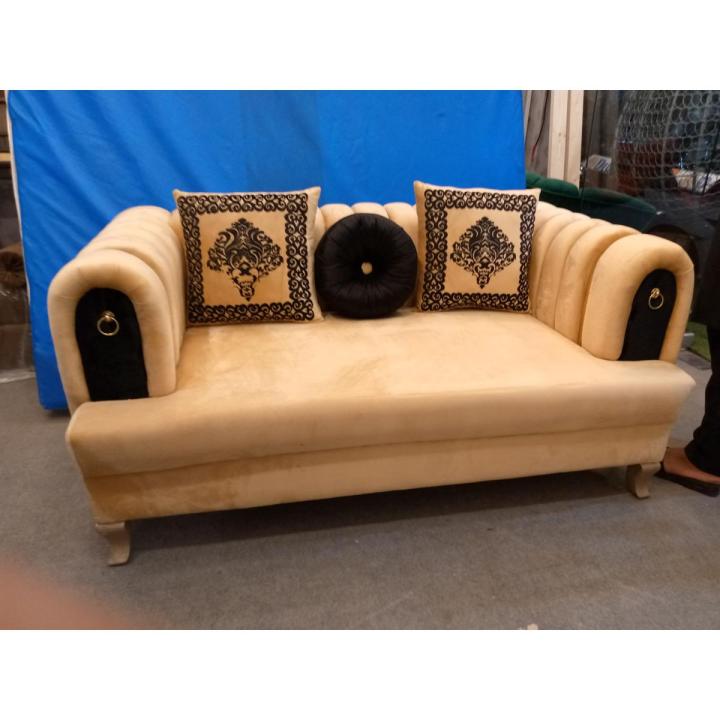 Stylish 7 seater chester sofa set | Daraz.pk