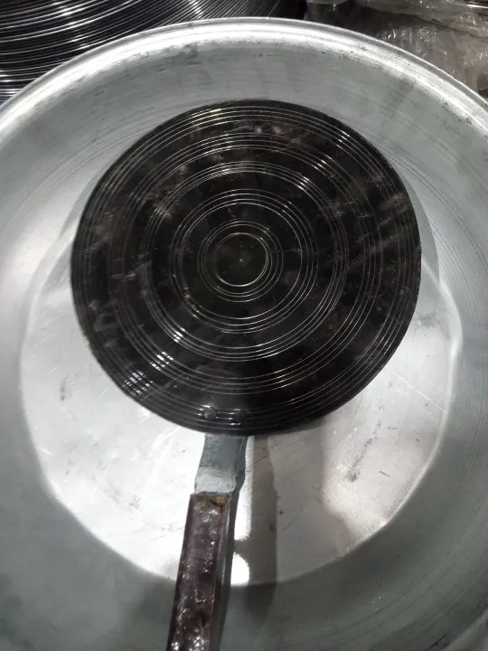 HAND MADE IRON TAWA ( TAWA) WITH WOOD HANDLE PURE IRON MADE HEAVY ...