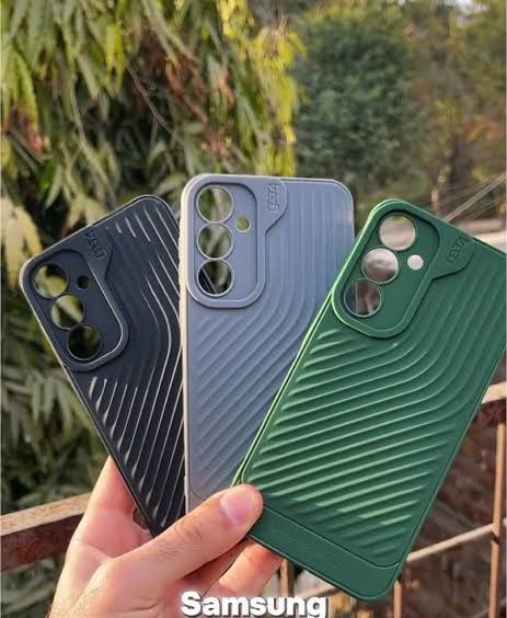 Samsung A55 Premium Gear4 Shockproof Silicone Cover with Camera ...