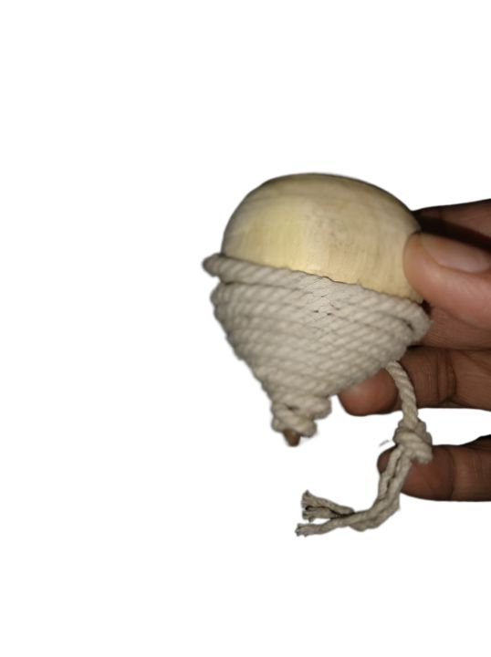 Pack of 1 Wooden Top/Wooden Spinner Lattoo With Thread. Top For Kids ...