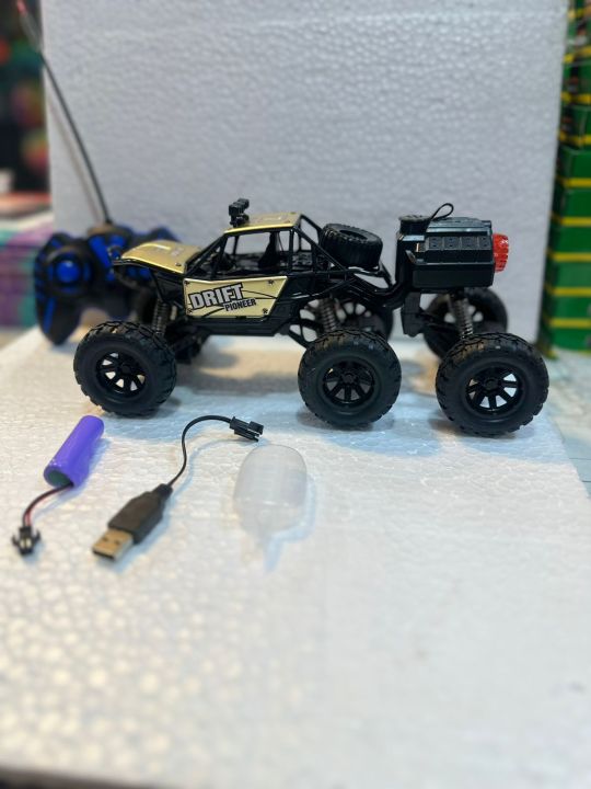 R/c 6 wheel smoke jeep rechargable | Daraz.pk