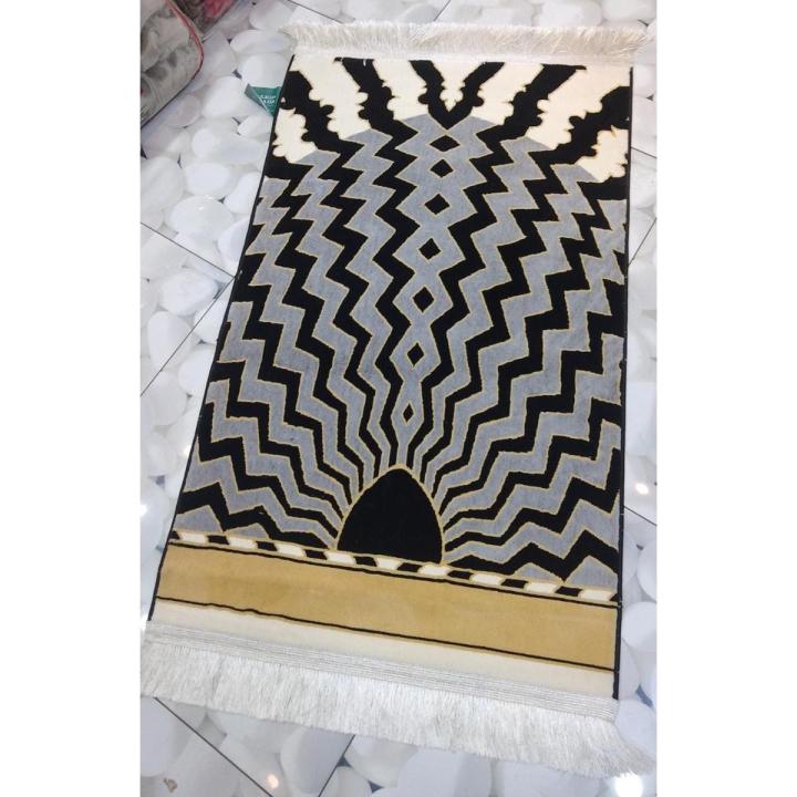 Old Mosque Mehrab Masjid-e-Nabvi Prayer rug made in Madina Munawara ...