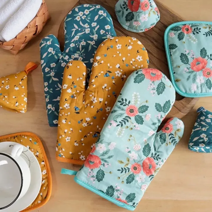 Printed Oven Mitts Pold holder and Kitchen Gloves Oversized Quilted ...