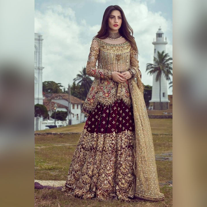 Kishmish Stiched Chapter 3, Royal 3 Pcs (Gown+Shirt+Trouser ...