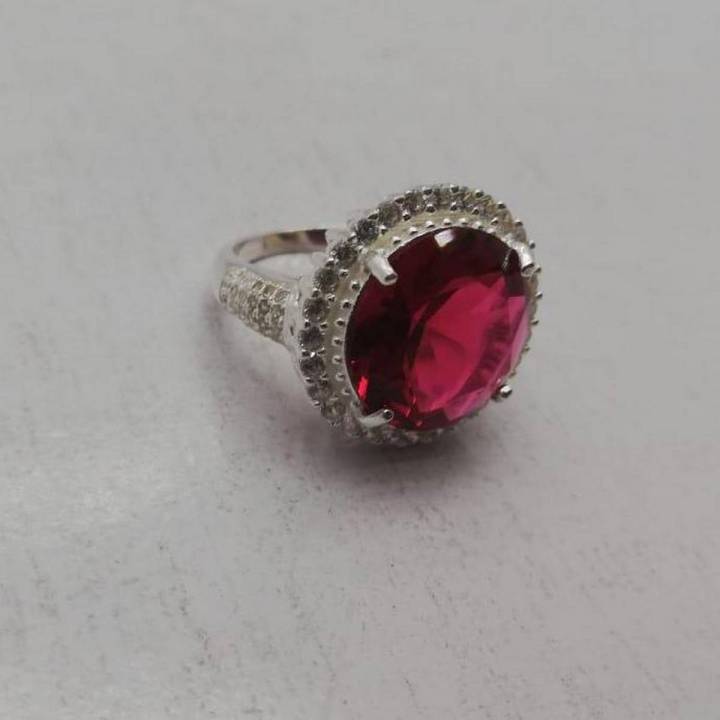 Ring for girls Italian Chandi 925 with box | Daraz.pk