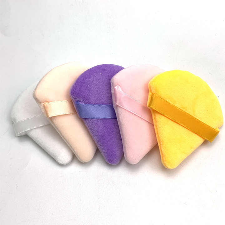 1pcs Cosmetic Puff Triangle Velvet Foundation Mini MakeUp Sponge Puffs ...