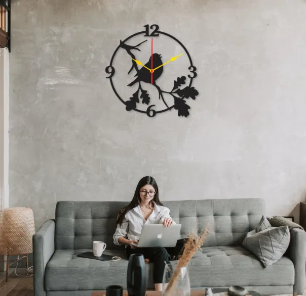 Queen Shaped Wall Clock Elegant and Regal Timepiece for Your Home ...