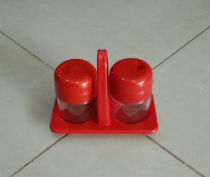 Salt & Pepper Shaker Namak Dani Set | Daraz.pk